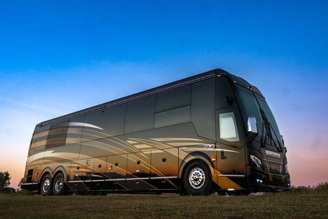 Emerald #2061 | Emerald Luxury Coaches