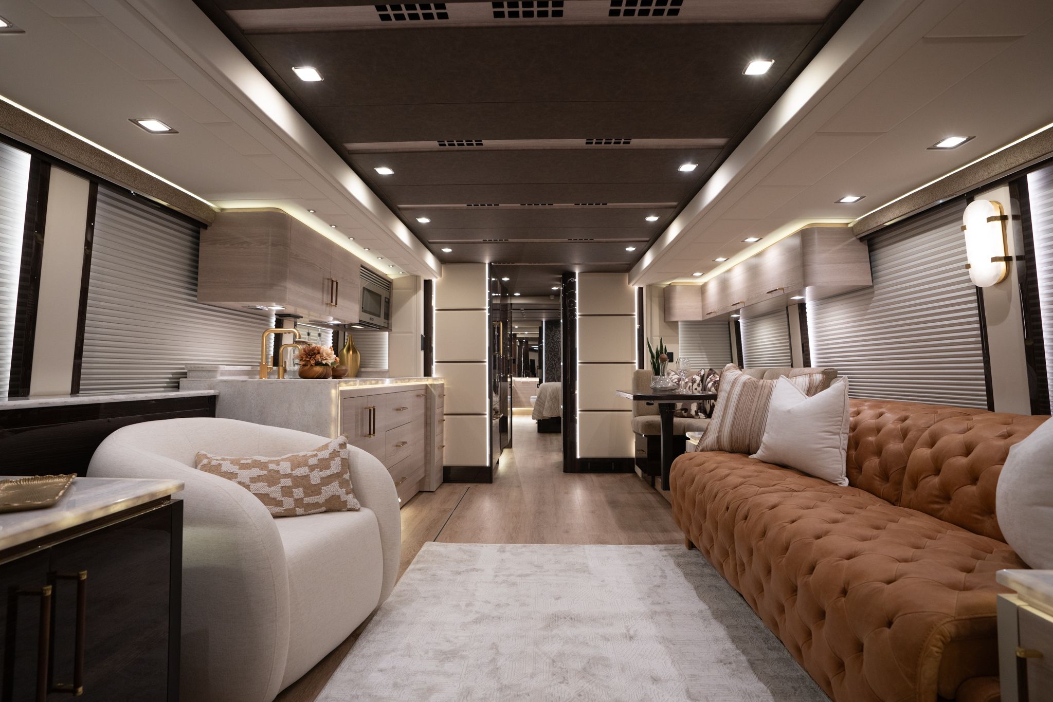 Emerald #2025 | Emerald Luxury Coaches