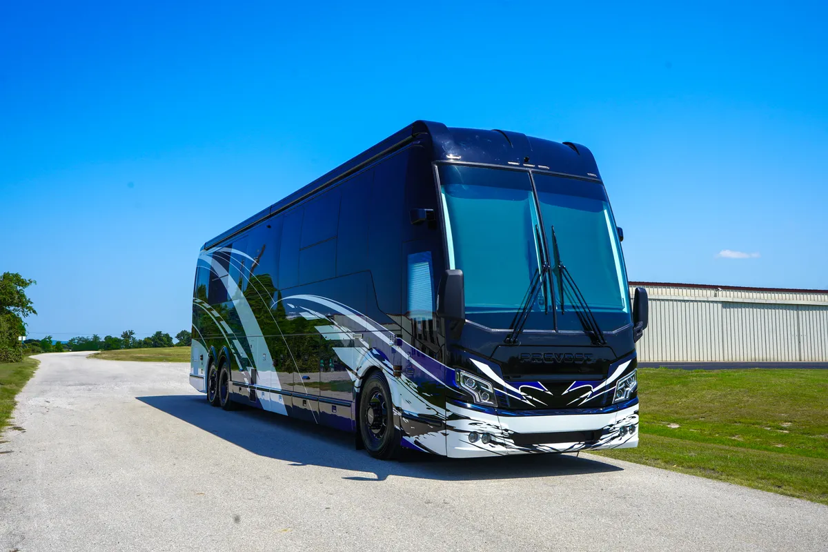 Emerald #1384 | Emerald Luxury Coaches