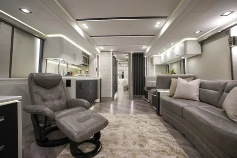 Emerald #1384 | Emerald Luxury Coaches